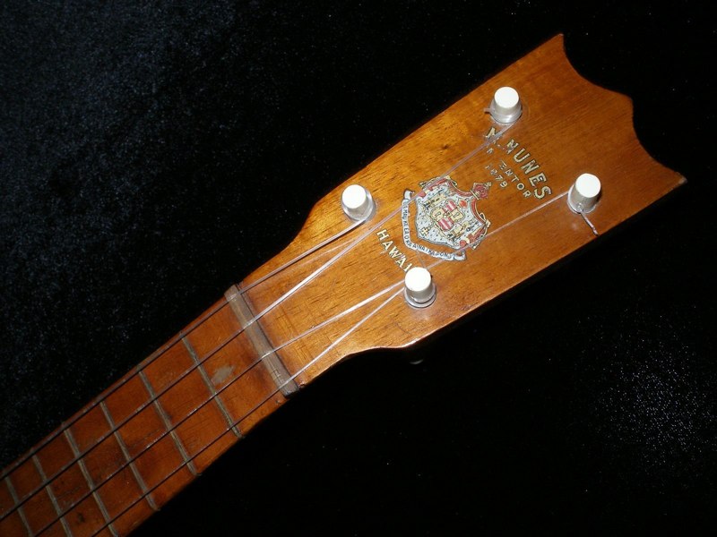 Ukulele Friend » 1910 Manuel Nunes Ukulele